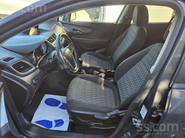 Grey Opel Mokka 2015 in Ogre, with an engine capacity of 1.40 L and mileage of 125 thousand km for 8200 €, photo 5 on AUTOMOTO.COM.LV