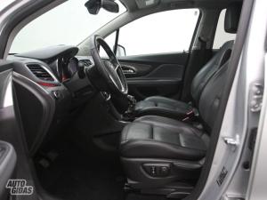 Grey Opel Mokka 2015 in Vilnius, with an engine capacity of 1.60 L and mileage of 281 thousand km for 6699 €, photo 5 on AUTOMOTO.COM.LV