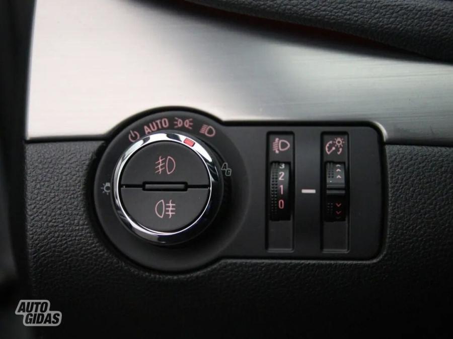 Grey Opel Mokka 2015 in Vilnius, with an engine capacity of 1.60 L and mileage of 281 thousand km for 6699 €, photo 28 on AUTOMOTO.COM.LV