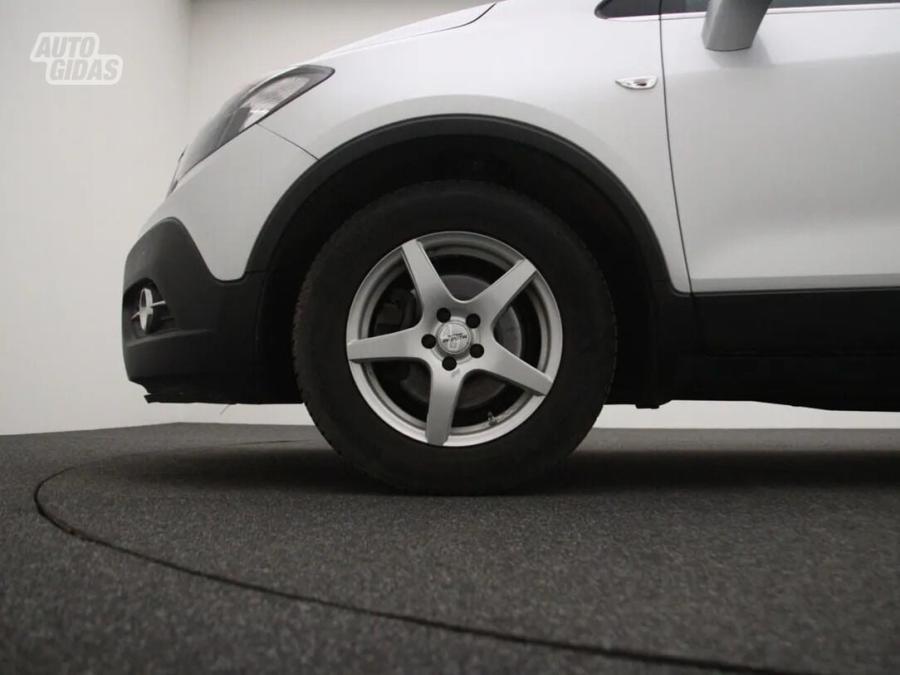 Grey Opel Mokka 2015 in Vilnius, with an engine capacity of 1.60 L and mileage of 281 thousand km for 6699 €, photo 29 on AUTOMOTO.COM.LV