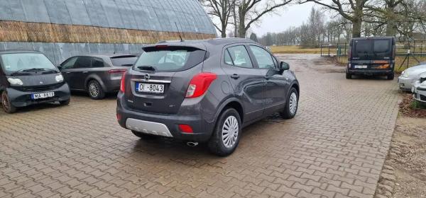 Grey Opel Mokka 2015 in Valmiera, with an engine capacity of 1.60 L and mileage of 273 thousand km for 8000 €, photo 3 on AUTOMOTO.COM.LV