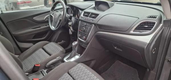 Grey Opel Mokka 2015 in Valmiera, with an engine capacity of 1.60 L and mileage of 273 thousand km for 8000 €, photo 9 on AUTOMOTO.COM.LV