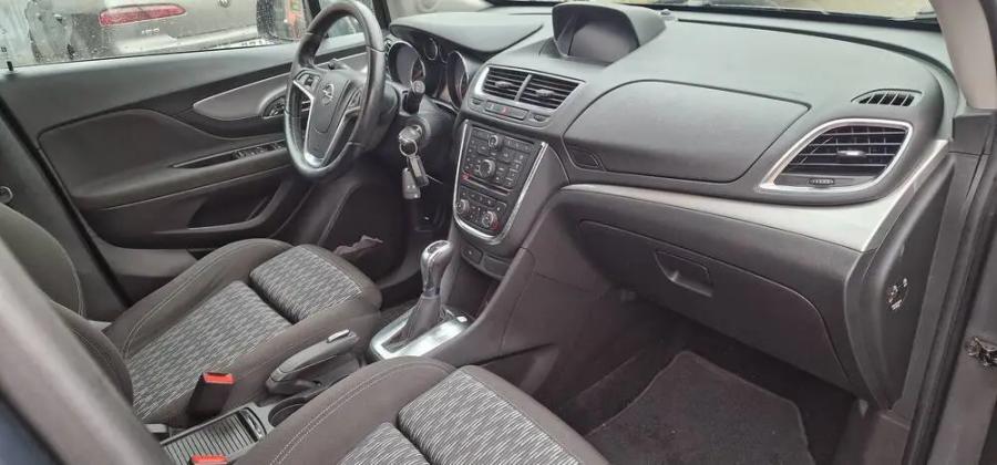 Grey Opel Mokka 2015 in Valmiera, with an engine capacity of 1.60 L and mileage of 273 thousand km for 8000 €, photo 10 on AUTOMOTO.COM.LV