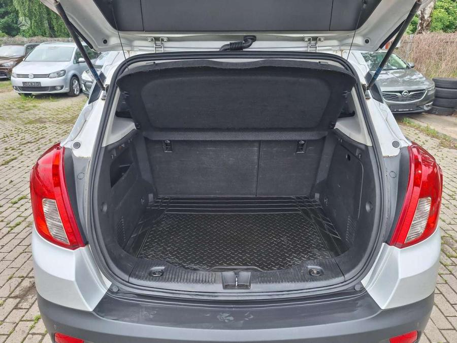 Pelēks Opel Mokka 2015 Marijampole, ar dzinēja tilpumu 1.60 L un nobraukumu 20 tūkst. km par 6300 €, foto 11 vietnē AUTOMOTO.COM.LV