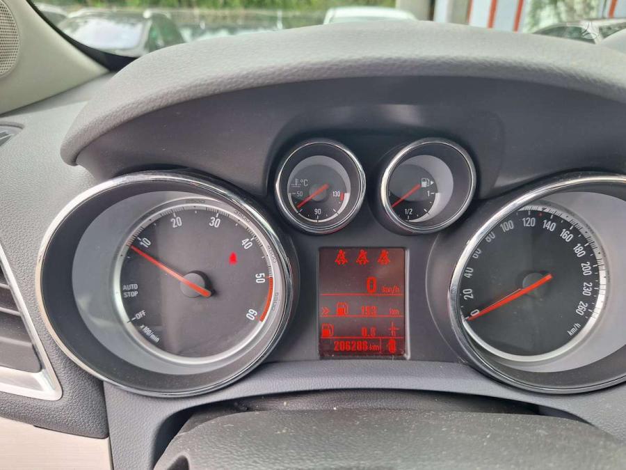 Pelēks Opel Mokka 2015 Marijampole, ar dzinēja tilpumu 1.60 L un nobraukumu 20 tūkst. km par 6300 €, foto 21 vietnē AUTOMOTO.COM.LV