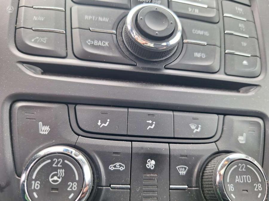 Pelēks Opel Mokka 2015 Marijampole, ar dzinēja tilpumu 1.60 L un nobraukumu 20 tūkst. km par 6300 €, foto 23 vietnē AUTOMOTO.COM.LV