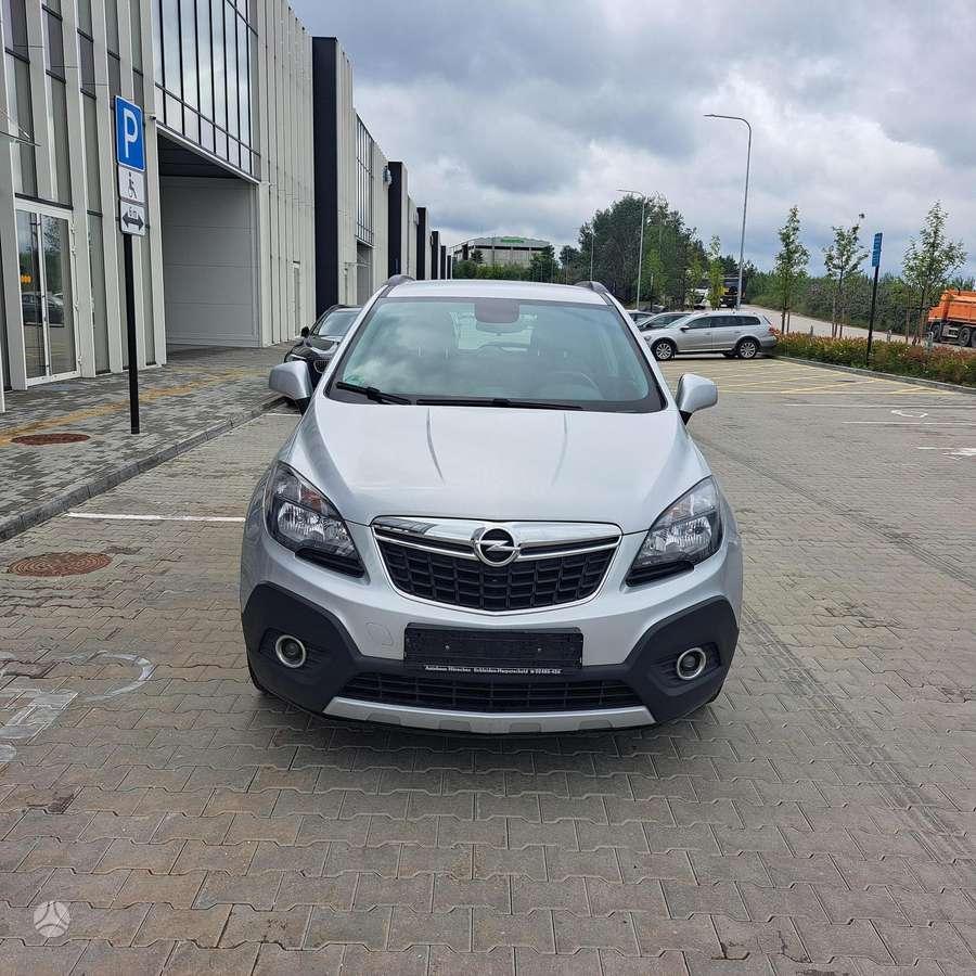 Grey Opel Mokka 2015 in Vilnius, with an engine capacity of 1.69 L and mileage of 189 thousand km for 5550 €, photo 4 on AUTOMOTO.COM.LV