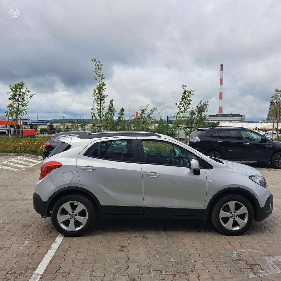 Grey Opel Mokka 2015 in Vilnius, with an engine capacity of 1.69 L and mileage of 189 thousand km for 5550 €, photo 12 on AUTOMOTO.COM.LV