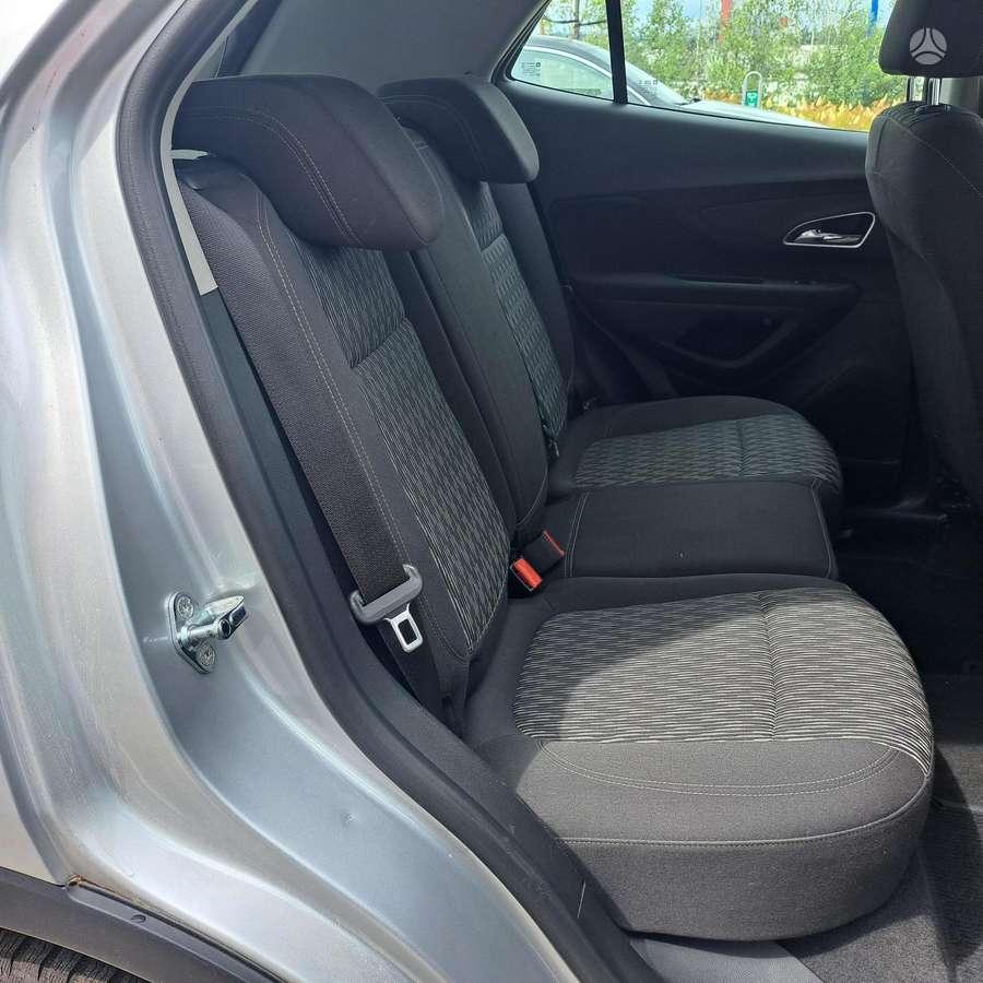 Grey Opel Mokka 2015 in Vilnius, with an engine capacity of 1.69 L and mileage of 189 thousand km for 5550 €, photo 22 on AUTOMOTO.COM.LV