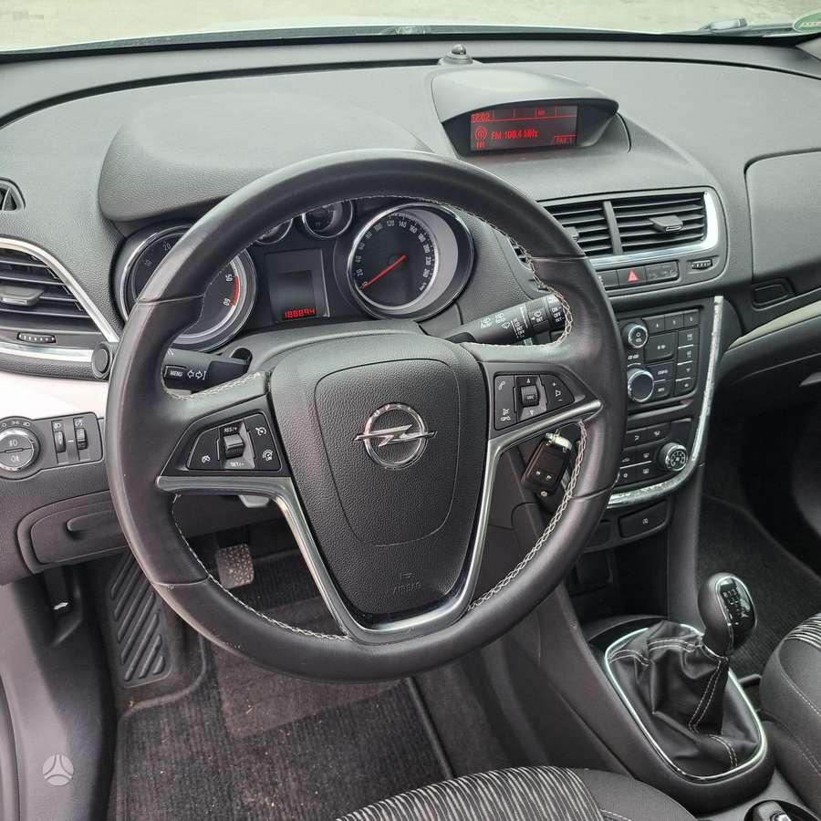 Grey Opel Mokka 2015 in Vilnius, with an engine capacity of 1.69 L and mileage of 189 thousand km for 5550 €, photo 24 on AUTOMOTO.COM.LV