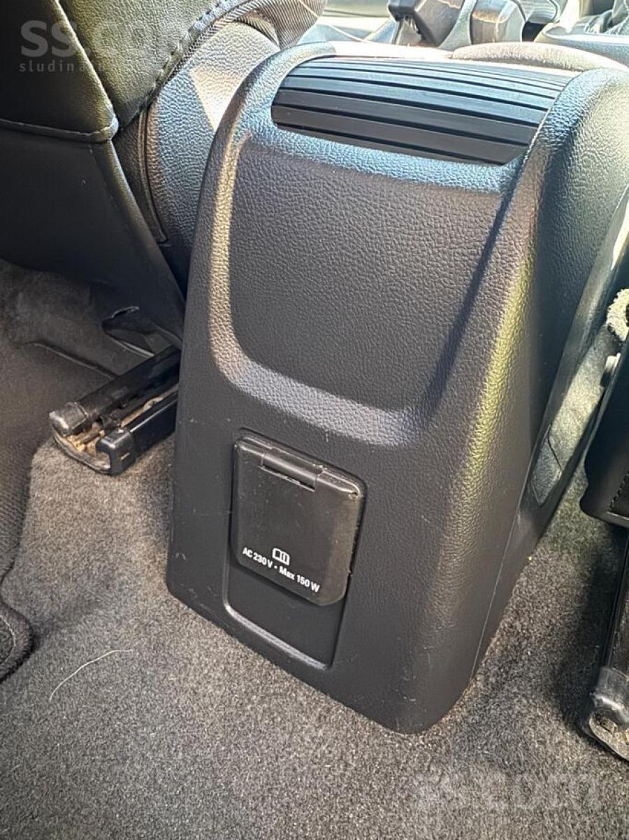 Grey Opel Mokka 2015 in Riga, with an engine capacity of 1.60 L and mileage of 224 thousand km for 8100 €, photo 11 on AUTOMOTO.COM.LV