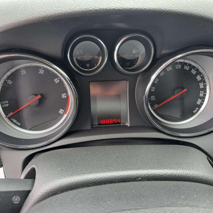 Pelēks Opel Mokka 2015 Viļņa, ar dzinēja tilpumu 1.60 L un nobraukumu 189 tūkst. km par 5550 €, foto 27 vietnē AUTOMOTO.COM.LV