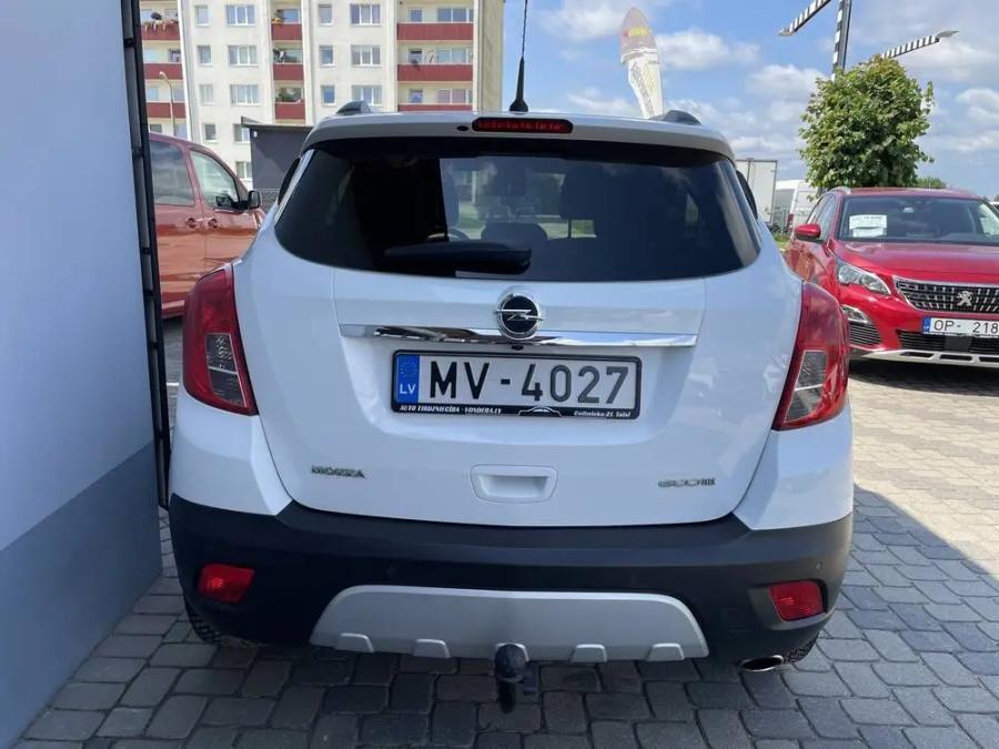 Grey Opel Mokka 2015 in Talsi, with an engine capacity of 1.70 L and mileage of 206 thousand km for 6990 €, photo 5 on AUTOMOTO.COM.LV