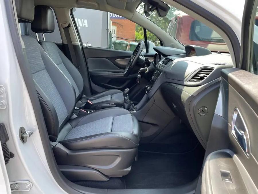 Grey Opel Mokka 2015 in Talsi, with an engine capacity of 1.70 L and mileage of 206 thousand km for 6990 €, photo 9 on AUTOMOTO.COM.LV