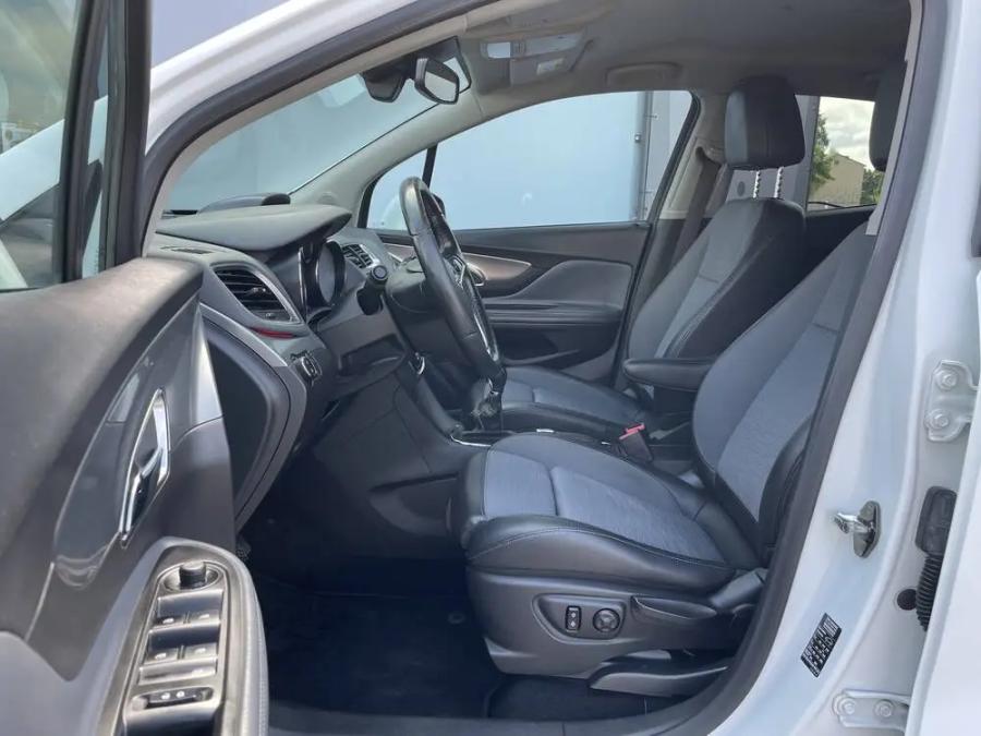 Grey Opel Mokka 2015 in Talsi, with an engine capacity of 1.70 L and mileage of 206 thousand km for 6990 €, photo 22 on AUTOMOTO.COM.LV