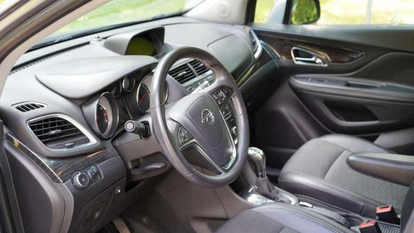 Grey Opel Mokka 2015 in Vilnius, with an engine capacity of 1.36 L and mileage of 94 thousand km for 8000 €, photo 8 on AUTOMOTO.COM.LV