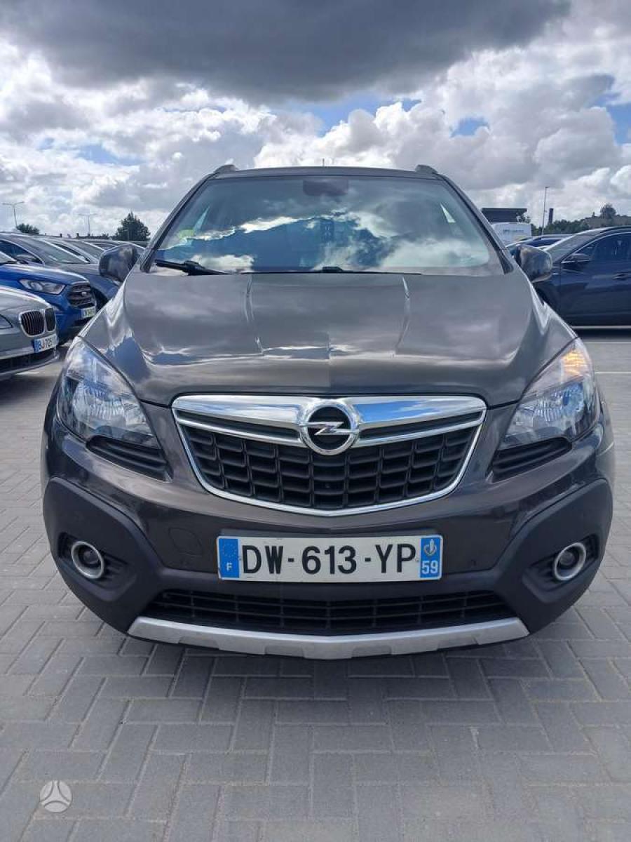 Серый Опель Mokka 2015 в Таураге, объемом двигателя 1.60 л и пробегом 211 тыс. км за 6300 €, фото 1 на AUTOMOTO.COM.LV