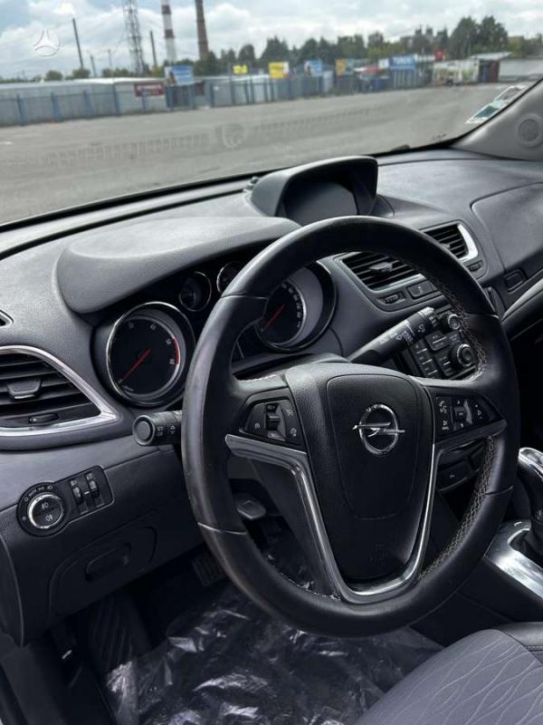 Серый Опель Mokka 2015 в Паневежис, объемом двигателя 1.60 л и пробегом 200 тыс. км за 6300 €, фото 8 на AUTOMOTO.COM.LV
