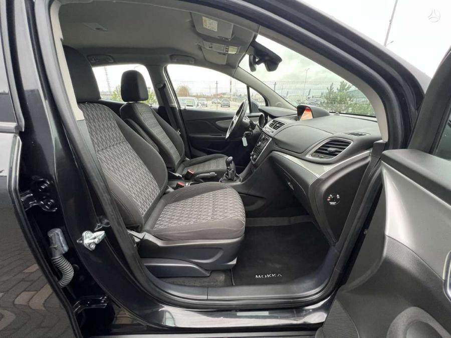 Pelēks Opel Mokka 2016 Šauļi, ar dzinēja tilpumu 1.60 L un nobraukumu 118 tūkst. km par 7150 €, foto 23 vietnē AUTOMOTO.COM.LV