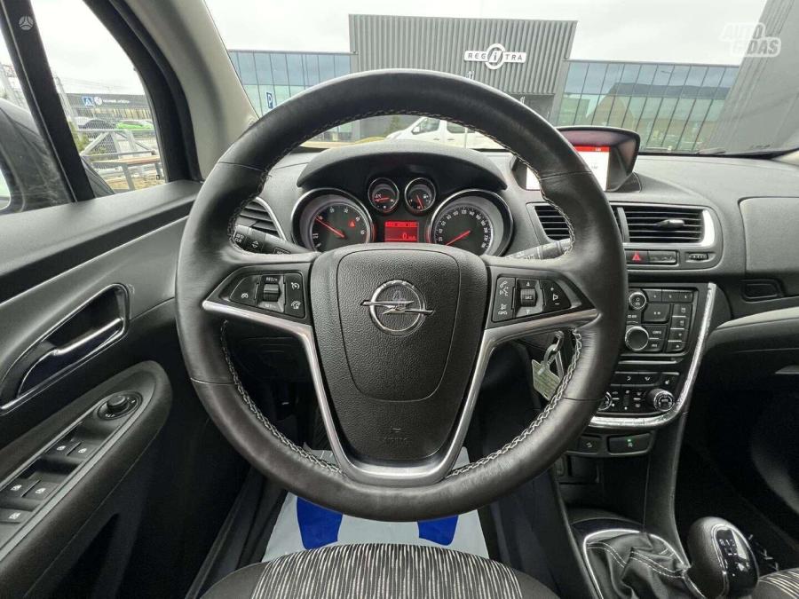Grey Opel Mokka 2016 in Siauliai, with an engine capacity of 1.60 L and mileage of 118 thousand km for 7150 €, photo 17 on AUTOMOTO.COM.LV