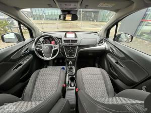 Grey Opel Mokka 2016 in Siauliai, with an engine capacity of 1.60 L and mileage of 118 thousand km for 7150 €, photo 18 on AUTOMOTO.COM.LV