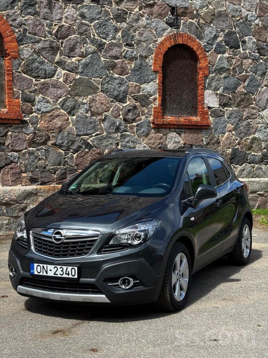 Pelēks Opel Mokka 2016 Valmiera, ar dzinēja tilpumu 1.60 L un nobraukumu 185 tūkst. km par 8950 €, foto 1 vietnē AUTOMOTO.COM.LV