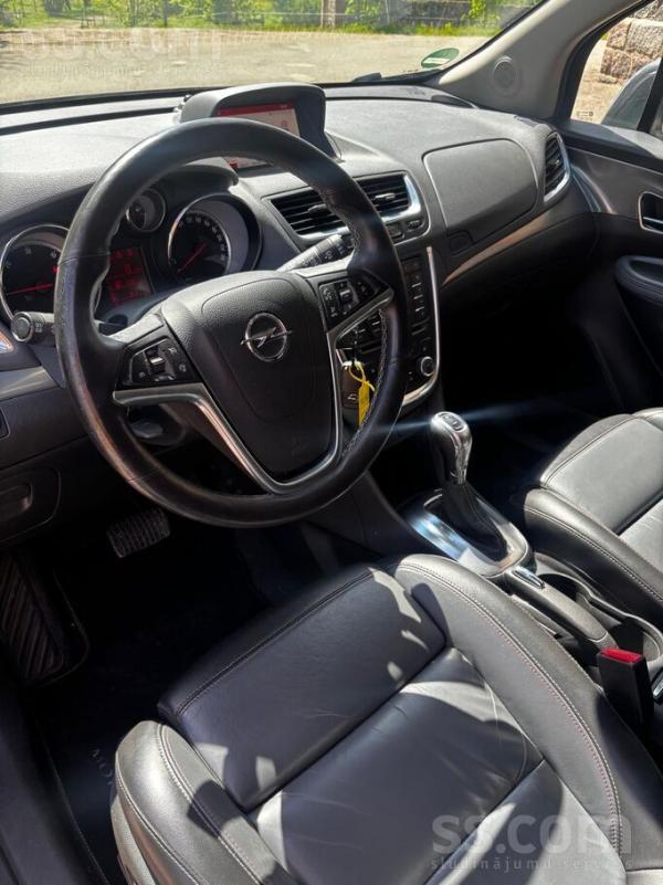 Pelēks Opel Mokka 2016 Valmiera, ar dzinēja tilpumu 1.60 L un nobraukumu 185 tūkst. km par 8950 €, foto 8 vietnē AUTOMOTO.COM.LV
