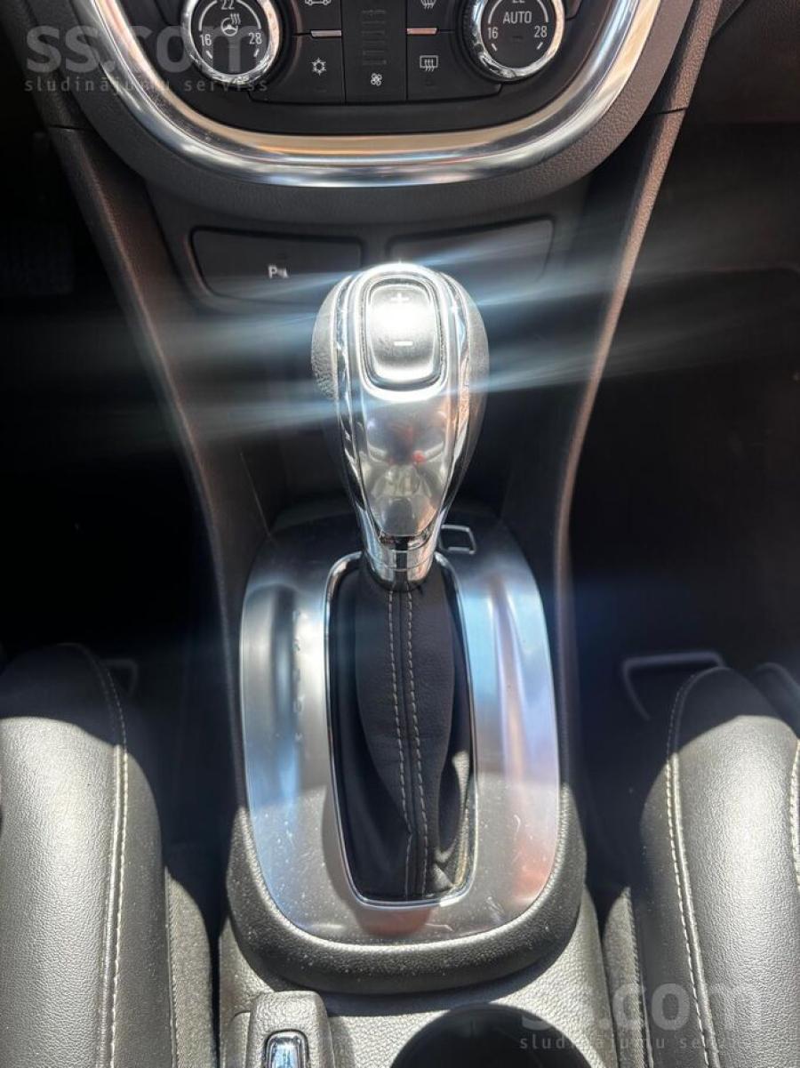 Pelēks Opel Mokka 2016 Valmiera, ar dzinēja tilpumu 1.60 L un nobraukumu 185 tūkst. km par 8950 €, foto 15 vietnē AUTOMOTO.COM.LV