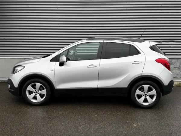 Grey Opel Mokka 2016 in Riga, with an engine capacity of 1.60 L and mileage of 124 thousand km for 7300 €, photo 2 on AUTOMOTO.COM.LV