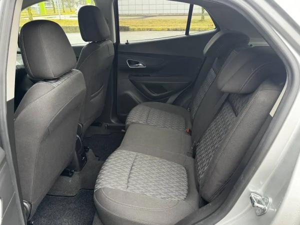 Grey Opel Mokka 2016 in Riga, with an engine capacity of 1.60 L and mileage of 124 thousand km for 7300 €, photo 10 on AUTOMOTO.COM.LV