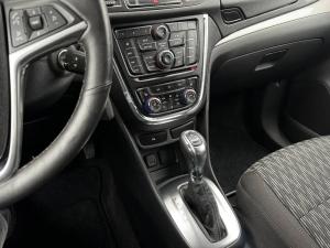 Pelēks Opel Mokka 2016 Rīga, ar dzinēja tilpumu 1.60 L un nobraukumu 124 tūkst. km par 7300 €, foto 17 vietnē AUTOMOTO.COM.LV