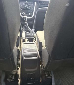 Pelēks Opel Mokka 2016 Viļņa, ar dzinēja tilpumu 1.60 L un nobraukumu 113 tūkst. km par 7500 €, foto 3 vietnē AUTOMOTO.COM.LV