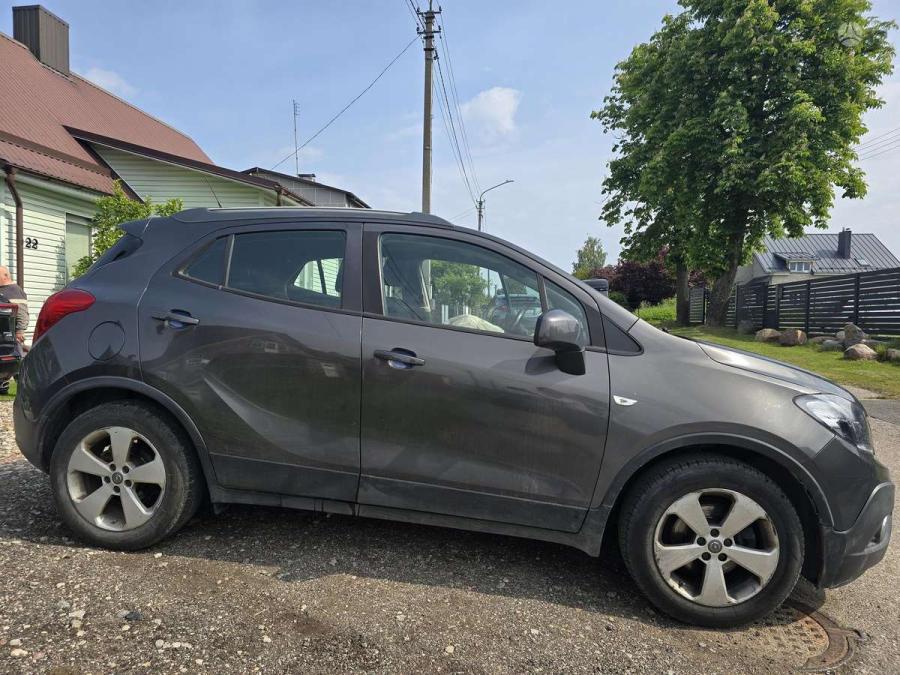 Pelēks Opel Mokka 2016 Viļņa, ar dzinēja tilpumu 1.60 L un nobraukumu 113 tūkst. km par 7500 €, foto 11 vietnē AUTOMOTO.COM.LV
