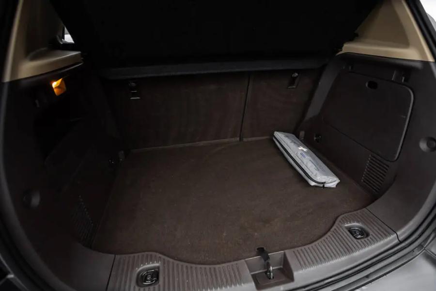 Pelēks Opel Mokka 2016 Jelgava, ar dzinēja tilpumu 1.60 L un nobraukumu 80 tūkst. km par 9950 €, foto 23 vietnē AUTOMOTO.COM.LV