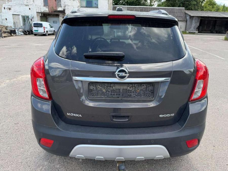 Grey Opel Mokka 2016 in Raseiniai, with an engine capacity of 1.69 L and mileage of 226 thousand km for 5900 €, photo 5 on AUTOMOTO.COM.LV