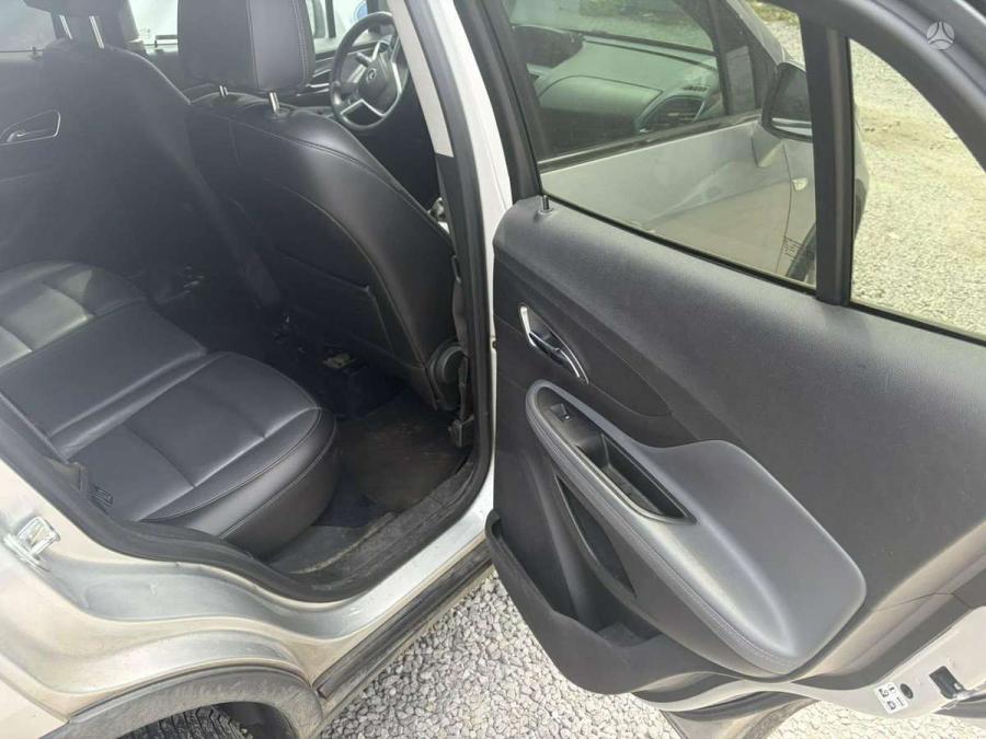 Pelēks Opel Mokka 2016 Ukmergė, ar dzinēja tilpumu 1.60 L un nobraukumu 230 tūkst. km par 4100 €, foto 8 vietnē AUTOMOTO.COM.LV