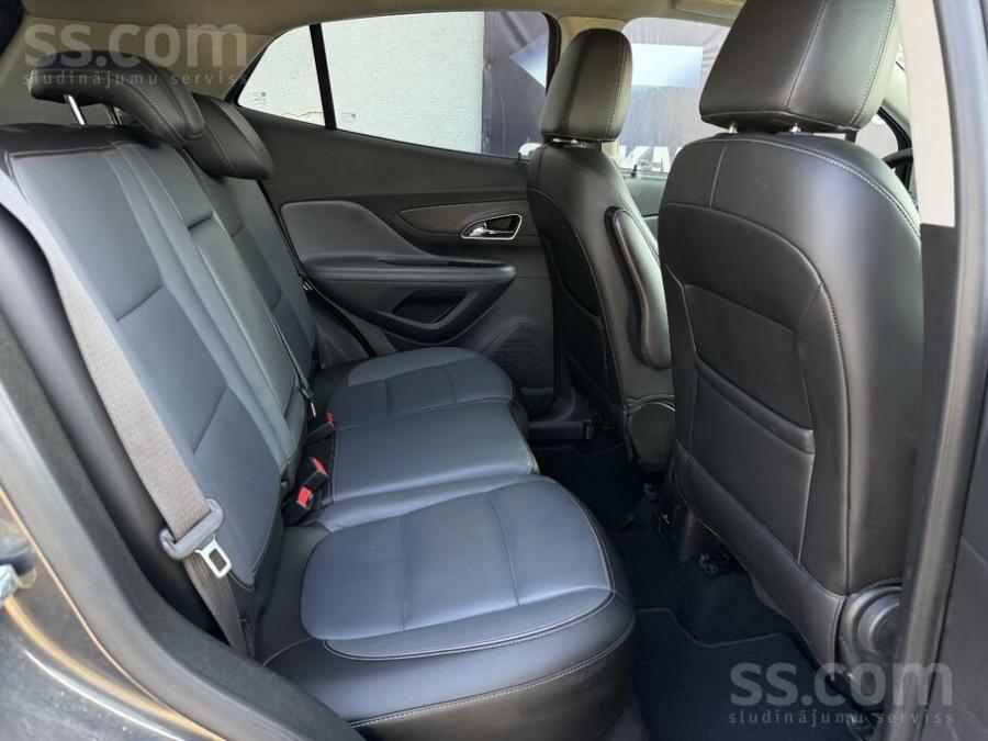Grey Opel Mokka 2016 in Ogre, with an engine capacity of 1.60 L and mileage of 212 thousand km for 7590 €, photo 12 on AUTOMOTO.COM.LV