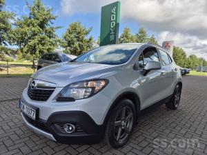 Серый Опель Mokka 2016 в Лиепая, объемом двигателя 1.60 л и пробегом 124 тыс. км за 4590 €, фото  на AUTOMOTO.COM.LV