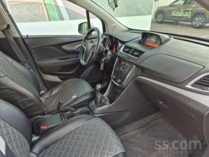 Серый Опель Mokka 2016 в Лиепая, объемом двигателя 1.60 л и пробегом 124 тыс. км за 4590 €, фото 13 на AUTOMOTO.COM.LV
