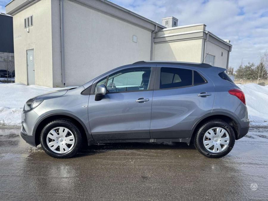 Grey Opel Mokka 2017 in Kaunas, with an engine capacity of 1.60 L and mileage of 132 thousand km for 7200 €, photo 6 on AUTOMOTO.COM.LV