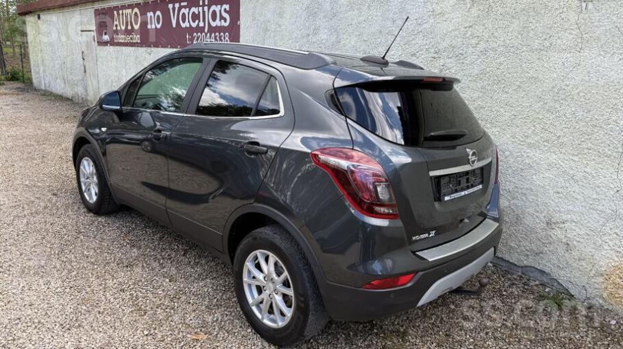 Grey Opel Mokka 2017 in Valmiera, with an engine capacity of 1.60 L and mileage of 166 thousand km for 9900 €, photo 8 on AUTOMOTO.COM.LV