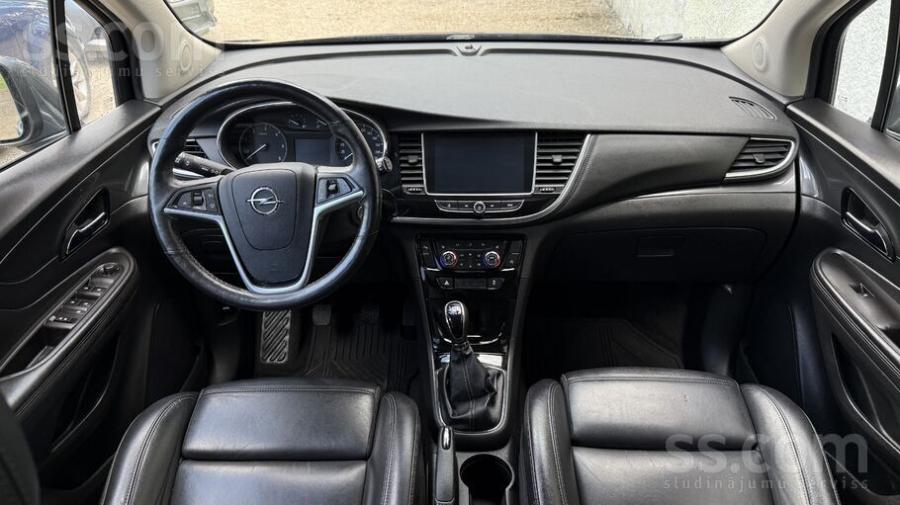 Grey Opel Mokka 2017 in Valmiera, with an engine capacity of 1.60 L and mileage of 166 thousand km for 9900 €, photo 10 on AUTOMOTO.COM.LV