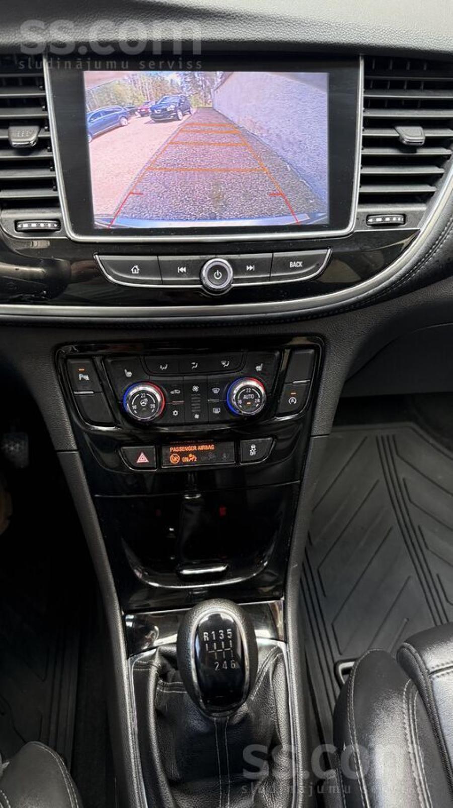 Grey Opel Mokka 2017 in Valmiera, with an engine capacity of 1.60 L and mileage of 166 thousand km for 9900 €, photo 13 on AUTOMOTO.COM.LV