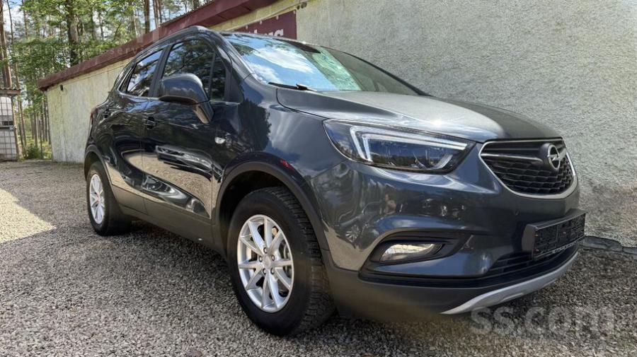 Grey Opel Mokka 2017 in Valmiera, with an engine capacity of 1.60 L and mileage of 166 thousand km for 9900 €, photo 15 on AUTOMOTO.COM.LV