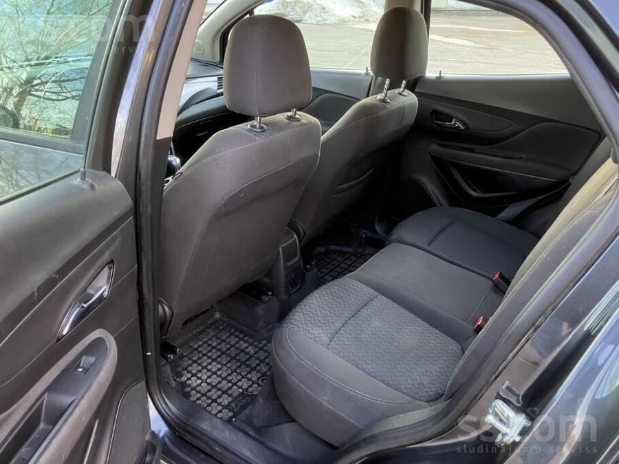 Pelēks Opel Mokka 2017 Aizkraukle, ar dzinēja tilpumu 1.60 L un nobraukumu 160 tūkst. km par 9630 €, foto 8 vietnē AUTOMOTO.COM.LV