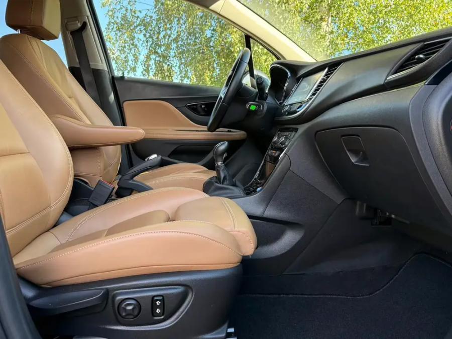 Grey Opel Mokka 2017 in Jelgava, with an engine capacity of 1.60 L and mileage of 192 thousand km for 10700 €, photo 15 on AUTOMOTO.COM.LV