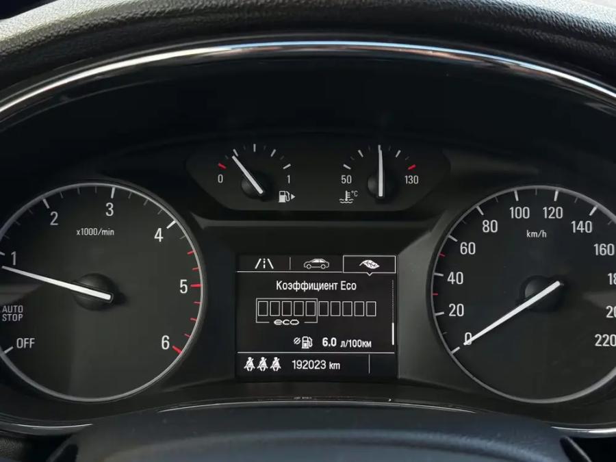 Grey Opel Mokka 2017 in Jelgava, with an engine capacity of 1.60 L and mileage of 192 thousand km for 10700 €, photo 17 on AUTOMOTO.COM.LV