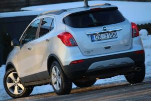 Grey Opel Mokka 2017 in Riga, with an engine capacity of 1.40 L and mileage of 84 thousand km for 10990 €, photo 6 on AUTOMOTO.COM.LV
