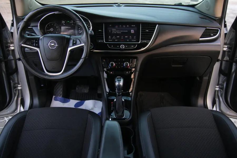 Grey Opel Mokka 2017 in Riga, with an engine capacity of 1.40 L and mileage of 84 thousand km for 10990 €, photo 12 on AUTOMOTO.COM.LV