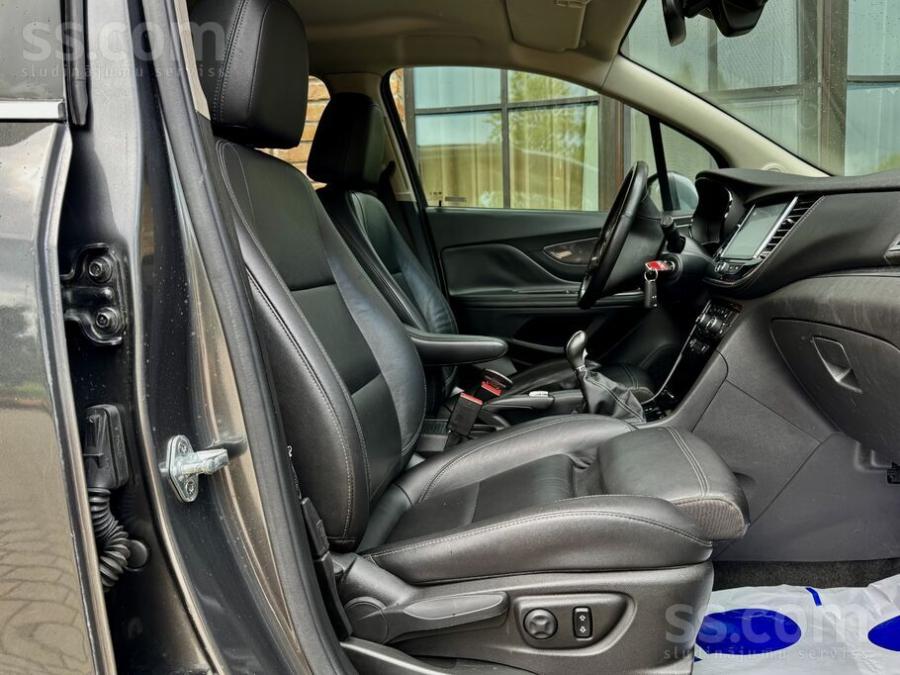 Grey Opel Mokka 2017 in Jelgava, with an engine capacity of 1.60 L and mileage of 0 thousand km for 9950 €, photo 14 on AUTOMOTO.COM.LV